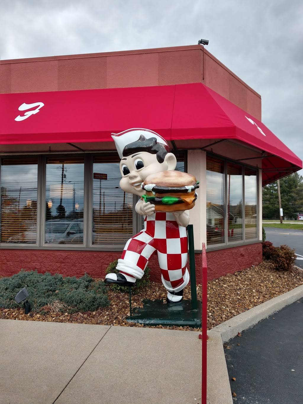 Frisch s Big Boy Restaurant HWY 192 I 75 London KY 40743 USA Frisch s Big Boy Restaurant HWY 192 I 75 London KY 40743 USA